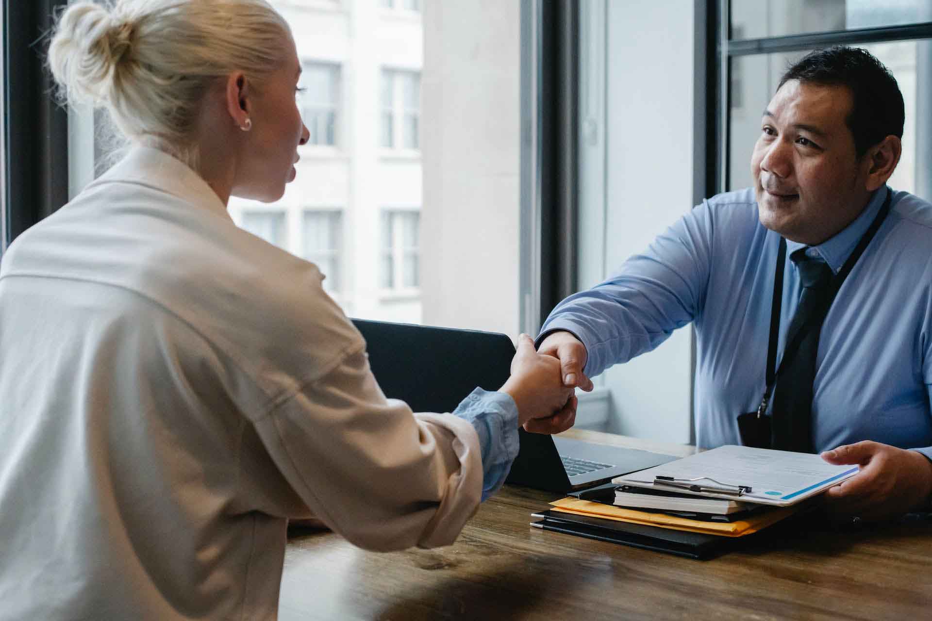 Salary Negotiation Strategies: Maximize Your Earning - 5 Examples