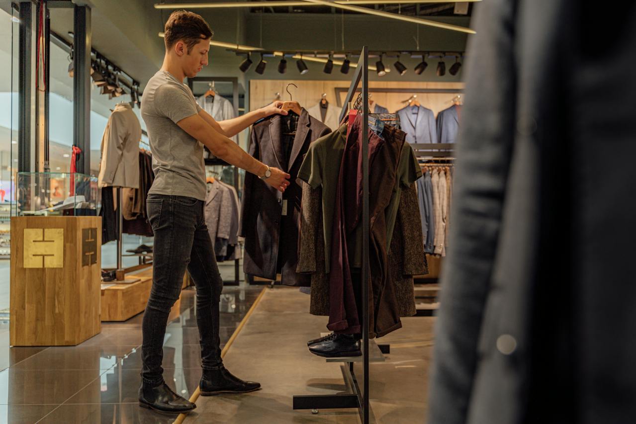 How To Dress for A Job Interview For Males - Ultimate Guide | Upper ...