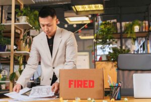 10 Clear Signs You’re About to Be Fired or Laid Off – Spot Them Early